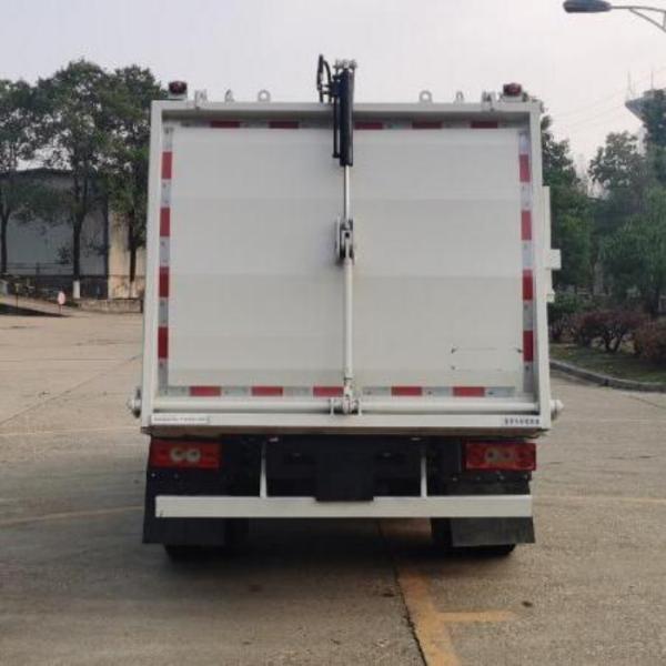 Quality Diesel Matchbox Trash Garbage Dump Truck 9.1ton ZBJ5092ZZZE6-P1 for sale