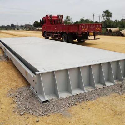 Cina 80T Capacity Truck Scale Weighbridge with 16m Length and Movable Road Weighing Bridge in vendita
