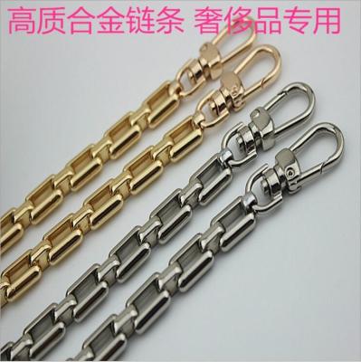 China Hot selling zinc alloy light gold 120 mm length clutch bag chain for strap for sale