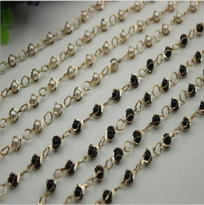 China Exquisite design white & black pearl decorative iron material 7 mm width bag chain guangzhou for sale