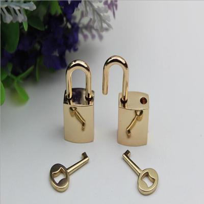 China Korean style zinc alloy gunmetal color decorative lock with keys for bags for sale