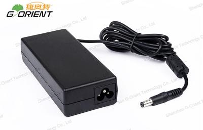 Cina adattatore 90W di potere del computer portatile del monitor di CC di CA 19V/4.73A a una uscita in vendita