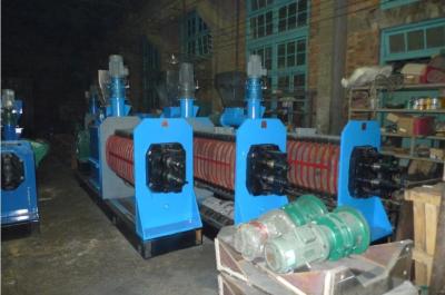 China Expulsor do óleo de amendoim da máquina da extração do óleo de semente do sésamo do amendoim à venda