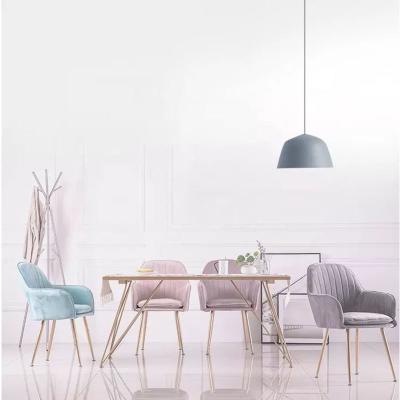Cina D52cm Sedie da pranzo moderne in metallo Sedile in morbido velluto opaco con gamba placcata in oro in vendita