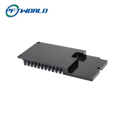 Cina Verniciatura Accesori per radiatori in alluminio nero Parti di lavorazione CNC in vendita