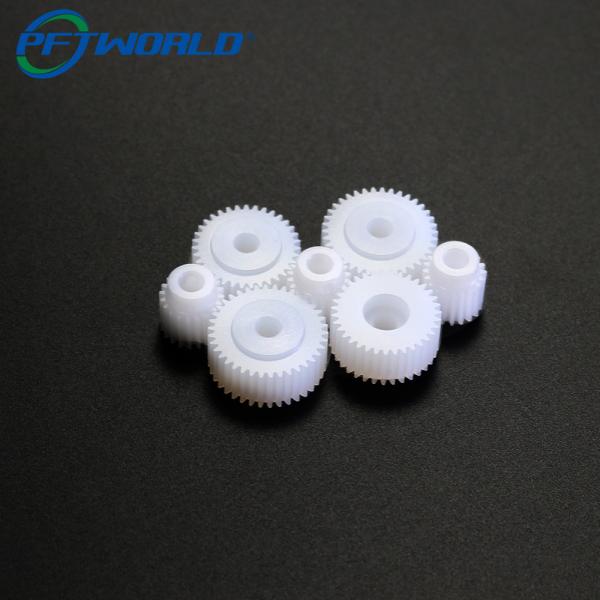Fertigen Sie Plastikspritzen-Teile kleine Toleranz 0.02mm besonders an