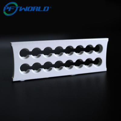 Cina Le parti di alluminio di giro di macinazione di CNC spolverizzano i pezzi meccanici anodizzati ricoprenti in vendita