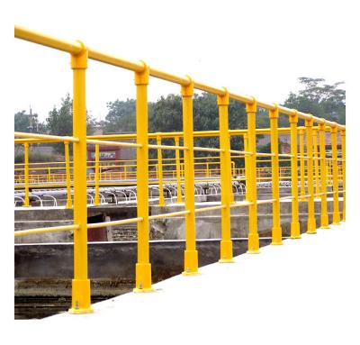 China Industrial Design Style FRP Glasvezel Ronde buis hek met chemische elektrische toepassing Te koop