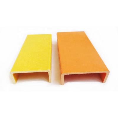 Cina Isolamento di sicurezza ad alta resistenza in fibra di vetro FRP U Channel Ladder con colori personalizzati in vendita