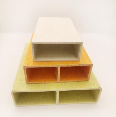 Cina 6m di lunghezza liscia GRP FRP Plastic Purlin per il tetto quadro di supporto pannello Alta capacità di carico in vendita