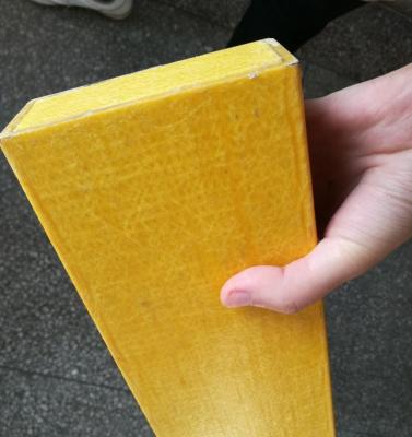 Cina Pallone composito di FRP quadrato rotondo per recinzioni agricole Alta resistenza e lunghezza da 1m a 11,6m in vendita