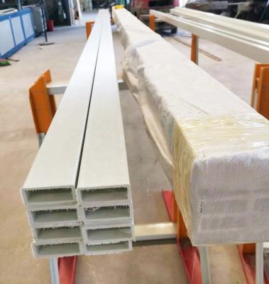 China Estructuras Fibra de vidrio de alta resistencia tubo plano FRP plástico compuesto polo rectangular longitud de 1m a 11,6m en venta