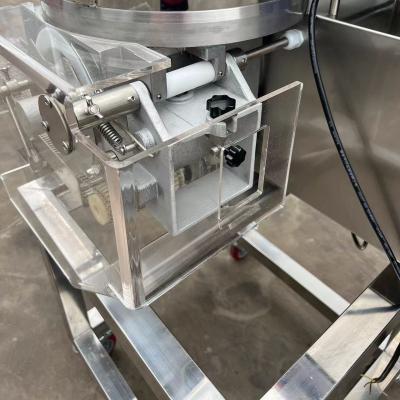 Cina Disegno personalizzato 380V Burger Making Machine per la produzione commerciale di patty di pollo in vendita