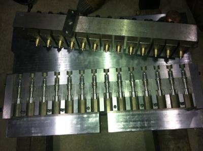 China PS bottle injection blow molding machine for sale
