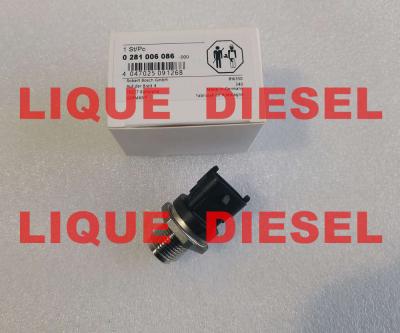 China El sensor de presión del combustible BOSCH 0281006086 0 281 006 086 ME229553 281006086 en venta