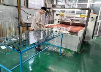 Cina bordo caldo di sicurezza dei pannelli di 3mm Bent Strengthed Fully Tempered Glass in vendita