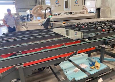 Cina bordo caldo di sicurezza dei pannelli di 3mm Bent Strengthed Fully Tempered Glass in vendita