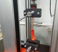 China Computer Servo Universal Testing Machine 2kN Tensile Tear Tester for Fabric for sale