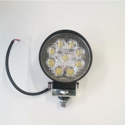 中国 トラクターIP68 CAT LEDの仕事は24vビード12v LEDの仕事ライト60w 27w 48w 51wをつける 販売のため