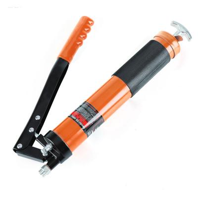 中国 800CC Aluminium Alloy Material Hand Grease Gun With High Strength Steel Piston 販売のため