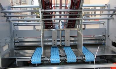 China ZGFM1500 Semi Automatic Flute Laminator Corrugated Board Sheet To Sheet Pasting 220v for sale