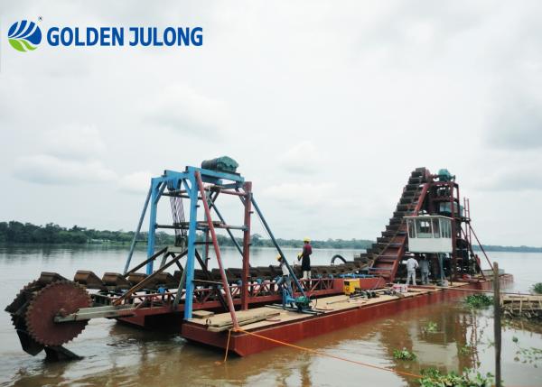 JLBCD60 68 piezas Dredger con cadena de cubo 60 m3/h para el proyecto de minería de oro de arena