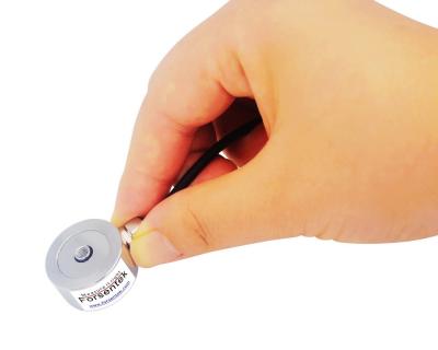 China Transductor de fuerza de compresión en miniatura 1kN 500N 200N 100N con agujero M4 en venta