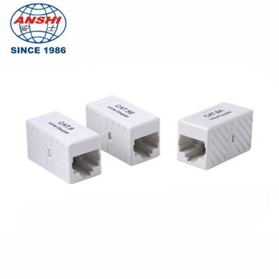 Cina Piccolo Rj45 accoppiatore trapezoidale in-linea Cat5e Cat6 Cat6A Utp in vendita