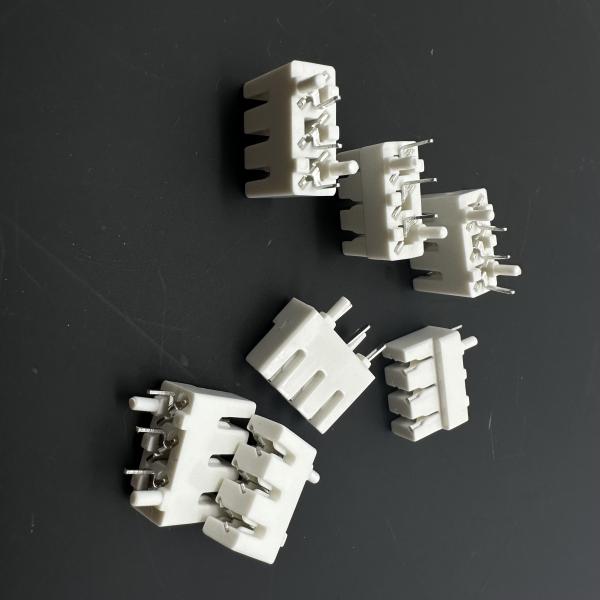 クローネタイプ 45度PCB IDC端末ブロックコネクタ 4ピンピッチ 5.08mm