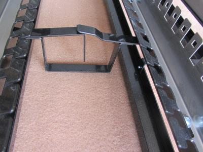 中国 800ペア 1400ペア 1600ペア 電話フロア/壁掛け光ファイバー配線フレーム LSAプラスモジュール付き 販売のため