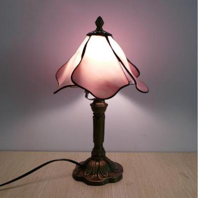 China 20CM Tiffany Table Lamp E27 Petal Lampshade Bedroom Bedside Lamp(WH-TTB-45) for sale