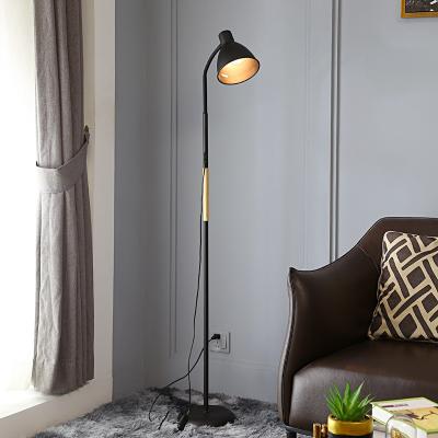 China Black Metal Wood Floor Lamp Bedroom Living Room Stand Led Floor Light(WH-MFL-108) for sale