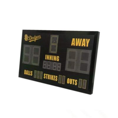 Cina Tabella di punteggio di baseball a LED ad alta luminosità, angolo di visione ampio e lunga durata in vendita