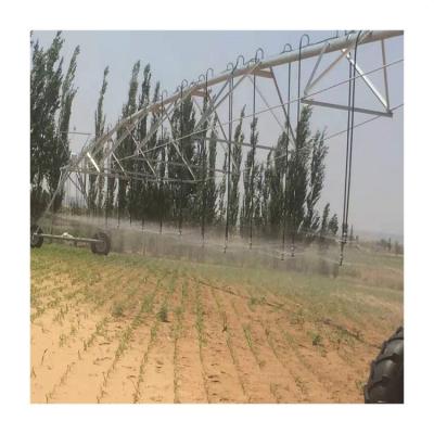 China Remote Monitoring Modern Agricultural Machinery for Exporting Choice Metal Hot Surface and Center Pivot Watering Equipment for sale