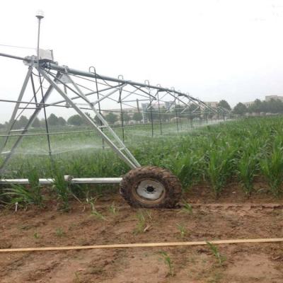 China Remote Monitoring Lateral Movable Irrigator for Highly Agriculture Center Pivoting Lateral Move Irrigation System for sale