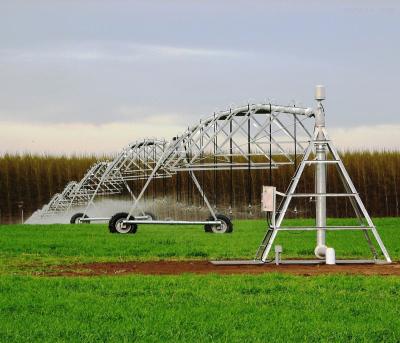 China Revolutionizing Farming Center Pivot Agricultural Irrigation with 30 inch Diameter and Solutions for sale