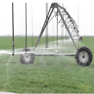 China 2024 Big Alfalfa Farm Agriculture Remote Monitoring Center Pivot Irrigation System with Movable Lateral Towing Style for sale