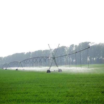 China Advanced Agriculture Water-Saving Linear Move Center Pivot Lateral Towing System for Movable Irrigation for sale