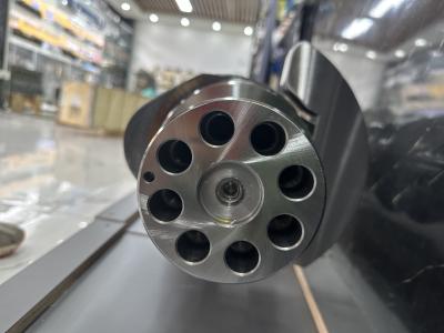 Cina 4098998 Crankshaft K50 Cummins Motor Crankshaft Corrispondenza materiale forgiato in vendita