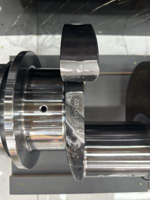 Cina 4098998 Crankshaft K50 Cummins Motor Crankshaft Corrispondenza materiale forgiato in vendita