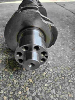 Cina 150107-00367 Albero motore Doosan Modello DL08 Albero motore a forgia di materiale in vendita