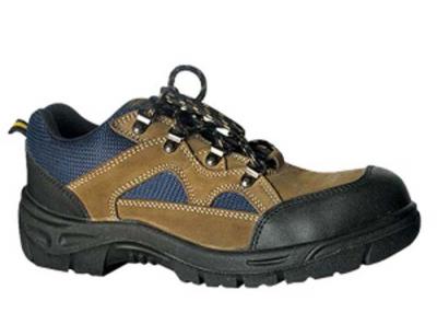 China Trendy Comfortable Non Slip Work Shoes , Construction Work Shoes Electric Insulation for sale