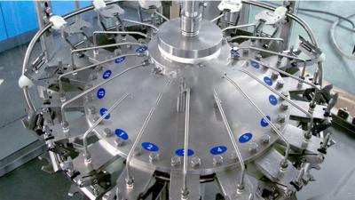 Cina imbottigliatrice gassosa 1000 BPH elettrica della bevanda 380V in vendita