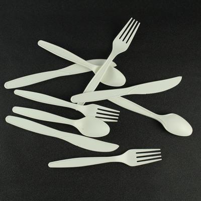 China Airline Disposable Table Utensils in Natural Colourful Flatware with Customized Logo for sale