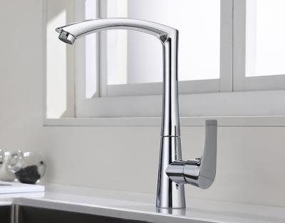 Cina Rivestimento d'ottone di Chrome del rubinetto della cucina di acciaio inossidabile del rubinetto di miscelatore della cucina dell'alto arco in vendita