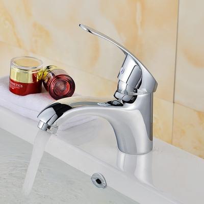 中国 真鍮の単一の穴のChromeの単一のハンドルの洗面器の混合弁 販売のため