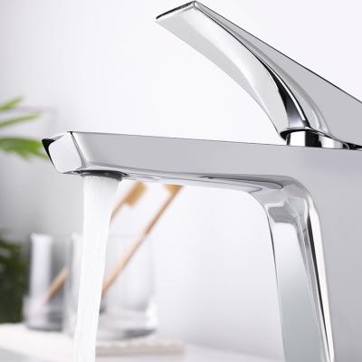 Cina Rubinetto di lavabo della leva del bagno del rubinetto di miscelatore di acciaio inossidabile della villa dell'hotel singolo in vendita