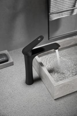 Cina Singolo rubinetto di miscelatore del bacino della maniglia foro d'ottone della nave del singolo in Chrome Matte Black grigio in vendita