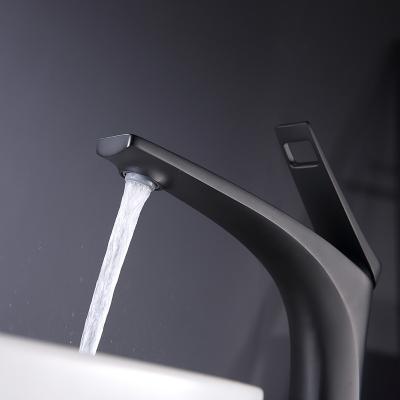 China Solo golpecito de mezclador del lavabo de la manija agujero moderno de cobre amarillo del buque del solo en Chrome Matte Black Gold Grey en venta