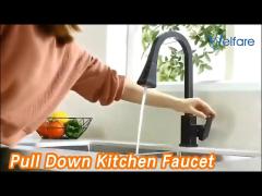 Single Handle Pull Down Kitchen Faucet SUS304 35mm Cartridge Deck Mounted